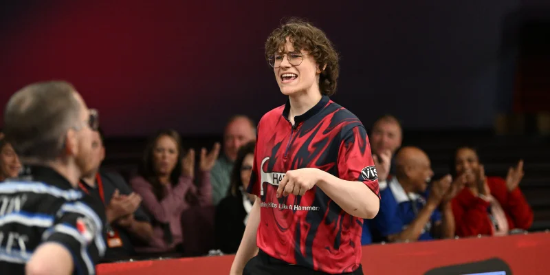 11thframe.com - Not just a 2-handed strike machine: Split conversions propel Eric Jones to play ...