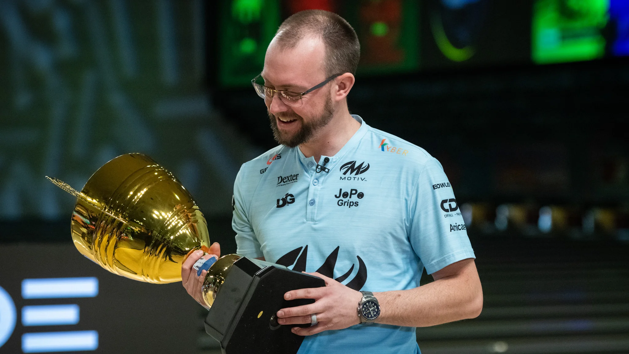 11thframe.com - E.J. Tackett makes more history in winning 2025 PBA Shark Championship at World ...