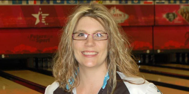 11thframe.com - Daphne Smith takes early lead in 3 events at 2016 Women ...